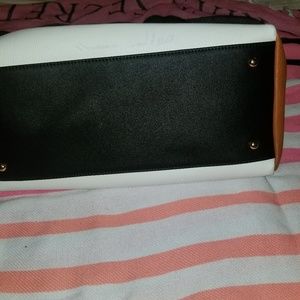 sandra robert's | Bags | Sandra Roberts Purse | Poshmark